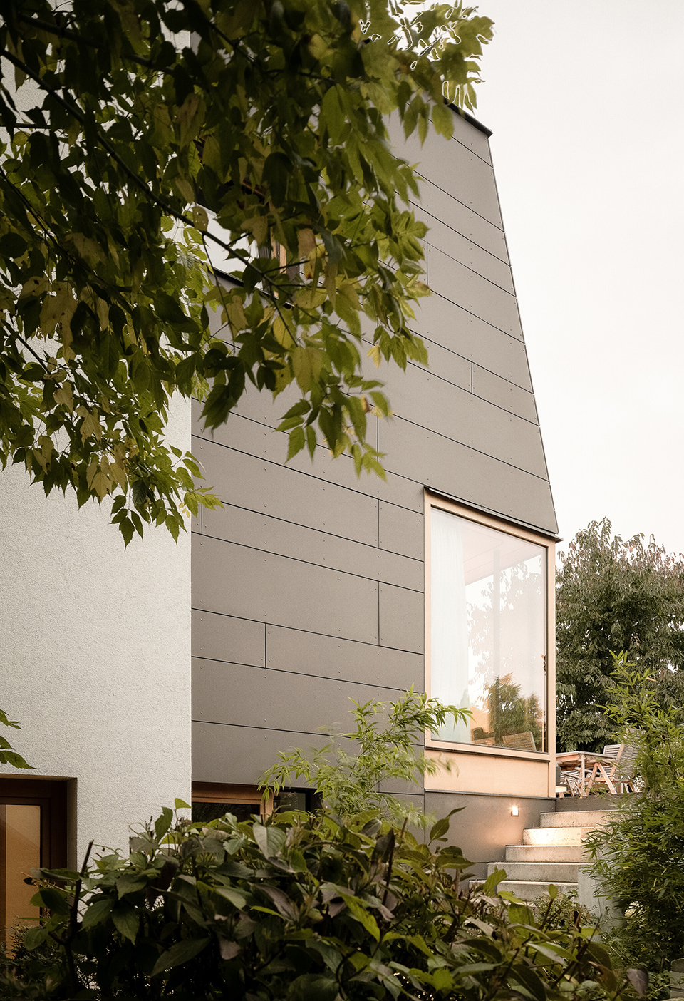 Cherry Tree House by SOA architekti - 谷德设计网