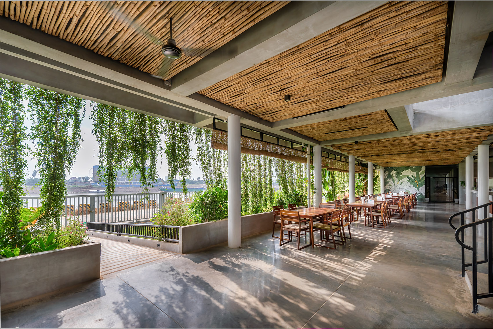 Coconut Club & Park Cambodia by T3 ARCHITECTS - 谷德设计网