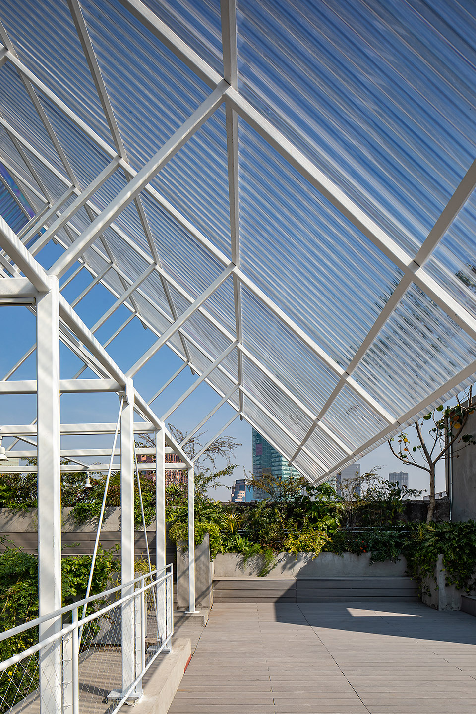 Rooftop Prim by PRODUCTORA - 谷德设计网