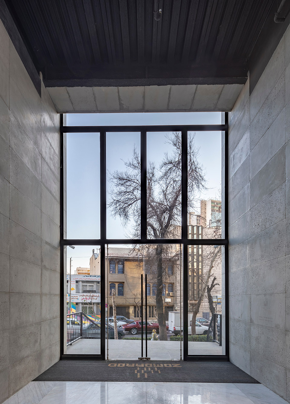 Zomorrod 11: Bricks on The Move by Ákaran Architects - 谷德设计网