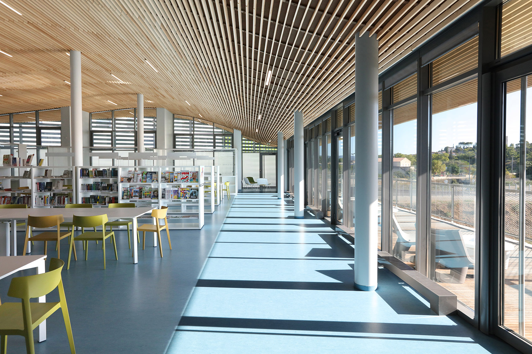 Simone Veil High School by Hellin-Sebbag Architectes Associés - 谷德设计网