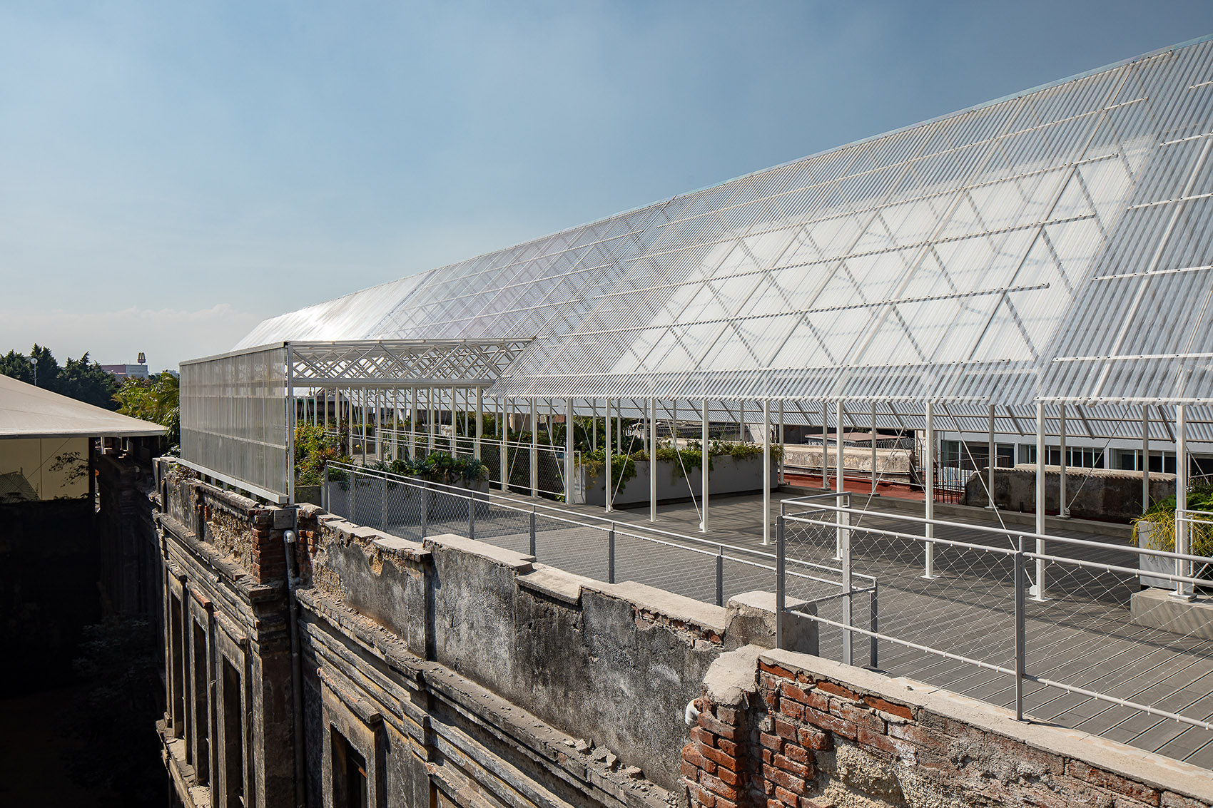 Rooftop Prim by PRODUCTORA - 谷德设计网