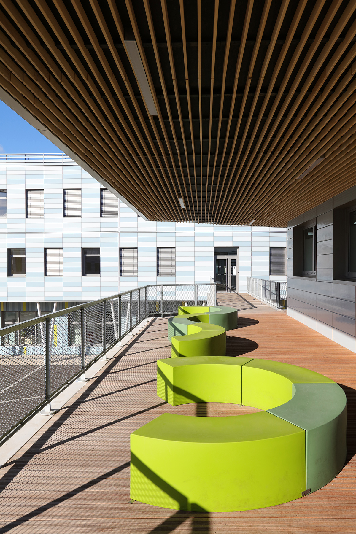 Simone Veil High School by Hellin-Sebbag Architectes Associés - 谷德设计网