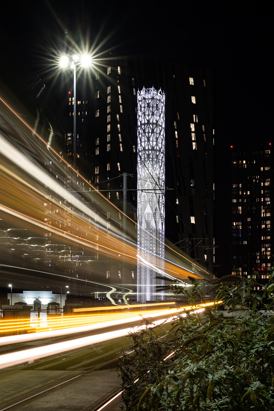 Tower of Light and Wall of Energy by Tonkin Liu - 谷德设计网