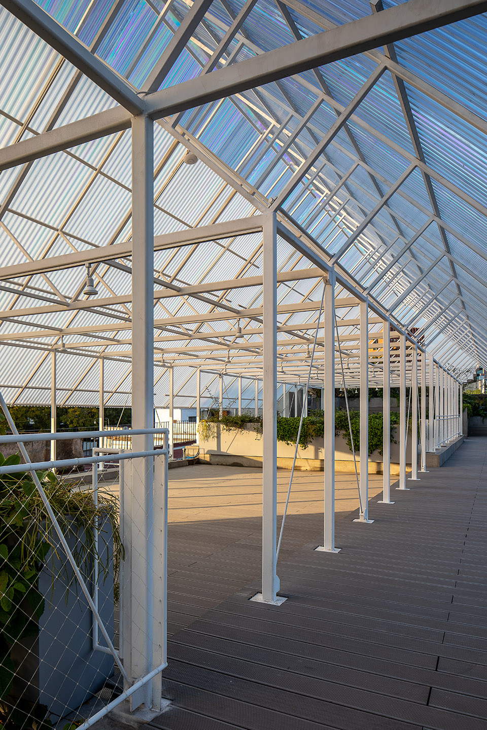 Rooftop Prim by PRODUCTORA - 谷德设计网