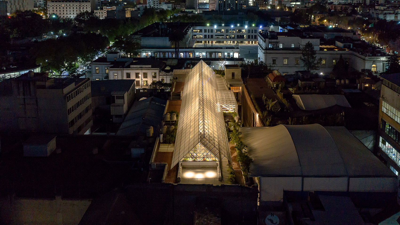 Rooftop Prim by PRODUCTORA - 谷德设计网