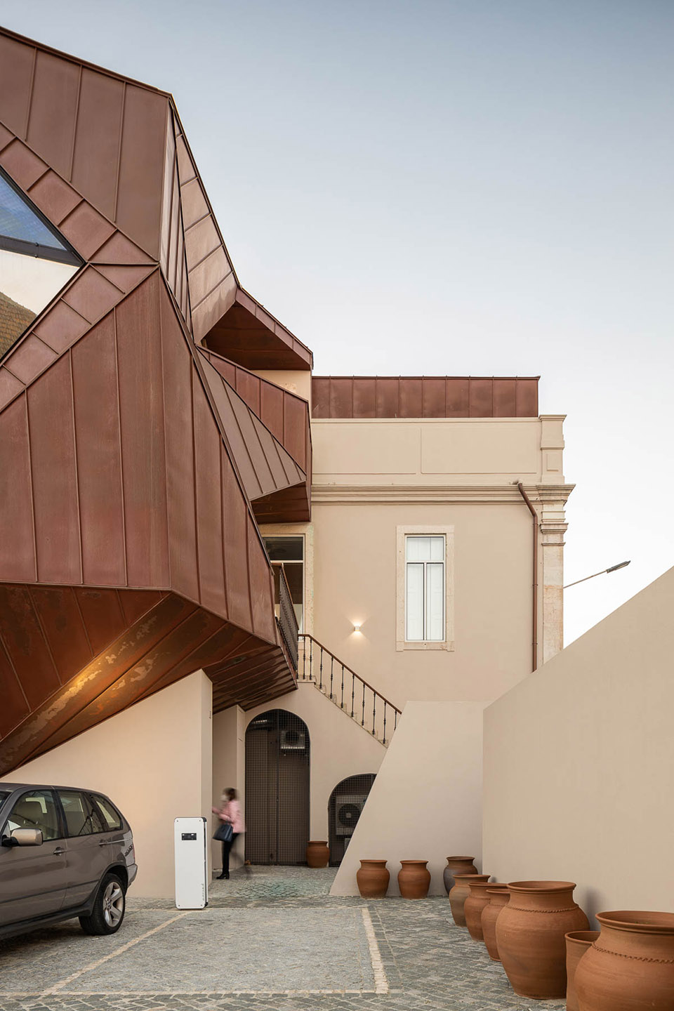 Second skin by danielmsantos, eng + arq - 谷德设计网