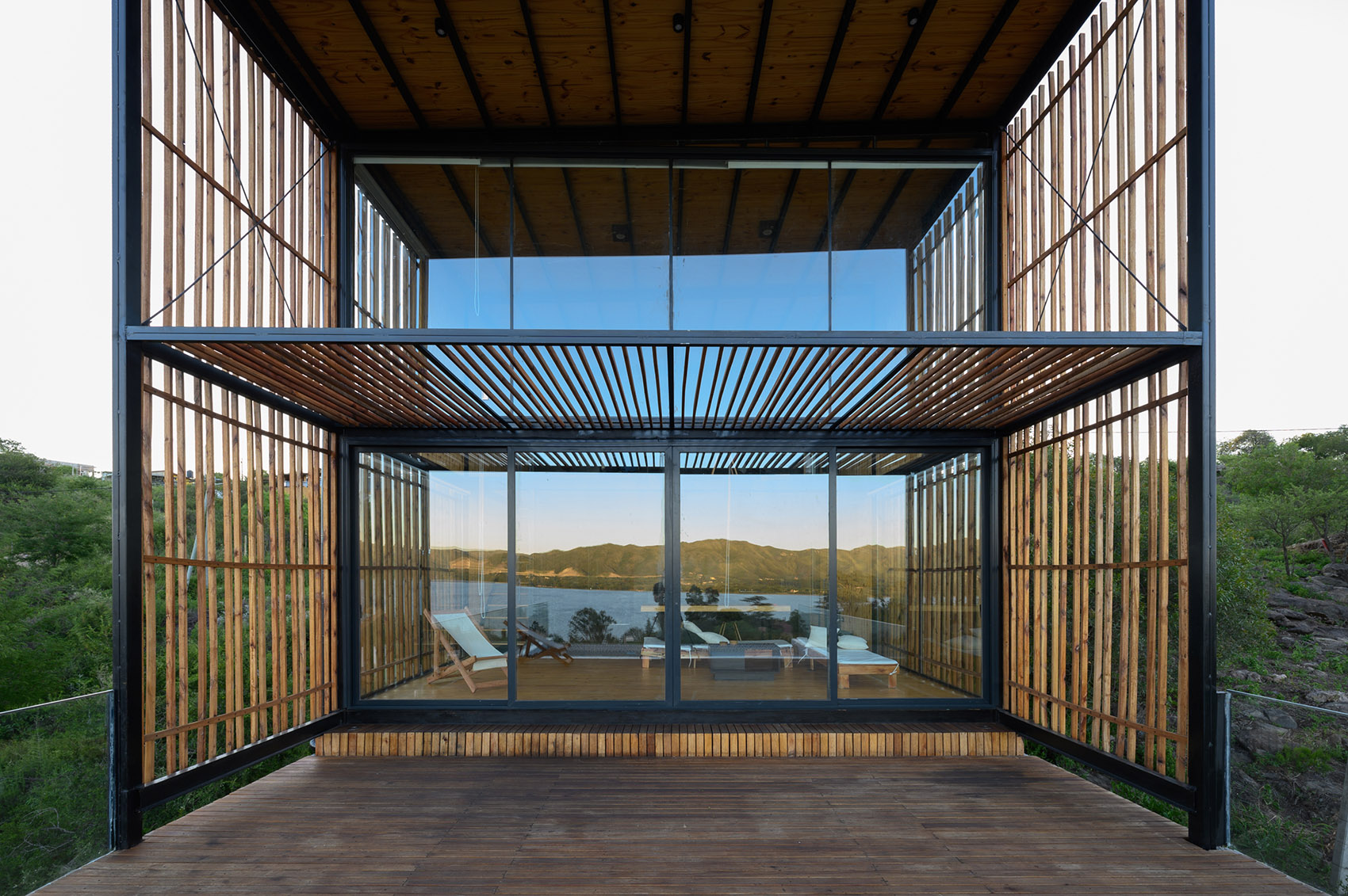 Siquiman Lodge by Pablo Senmartin Architects - 谷德设计网