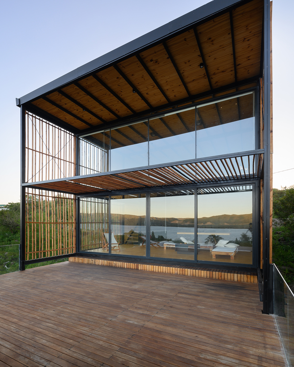 Siquiman Lodge by Pablo Senmartin Architects - 谷德设计网