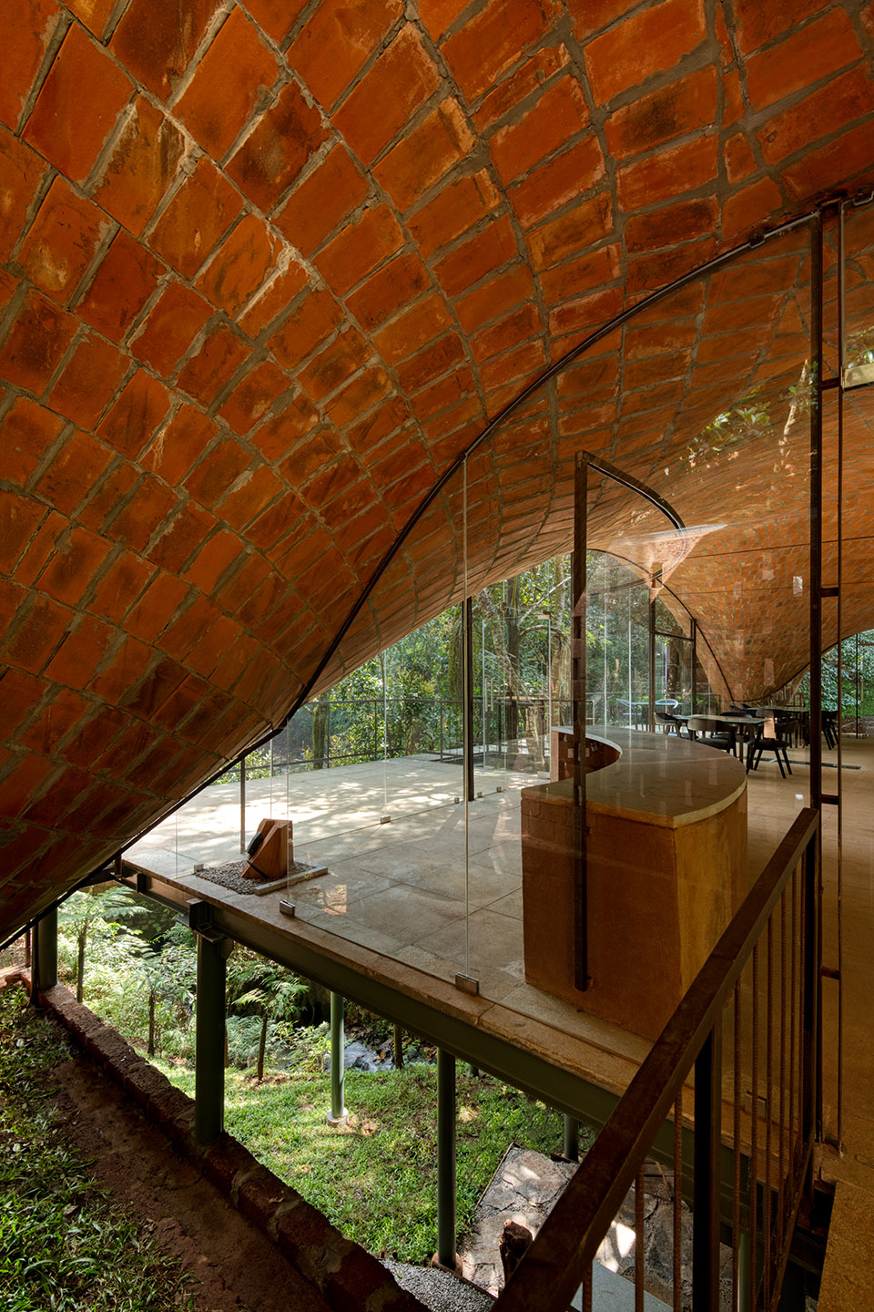 Dining at DevaDhare, India by Play Architecture - 谷德设计网