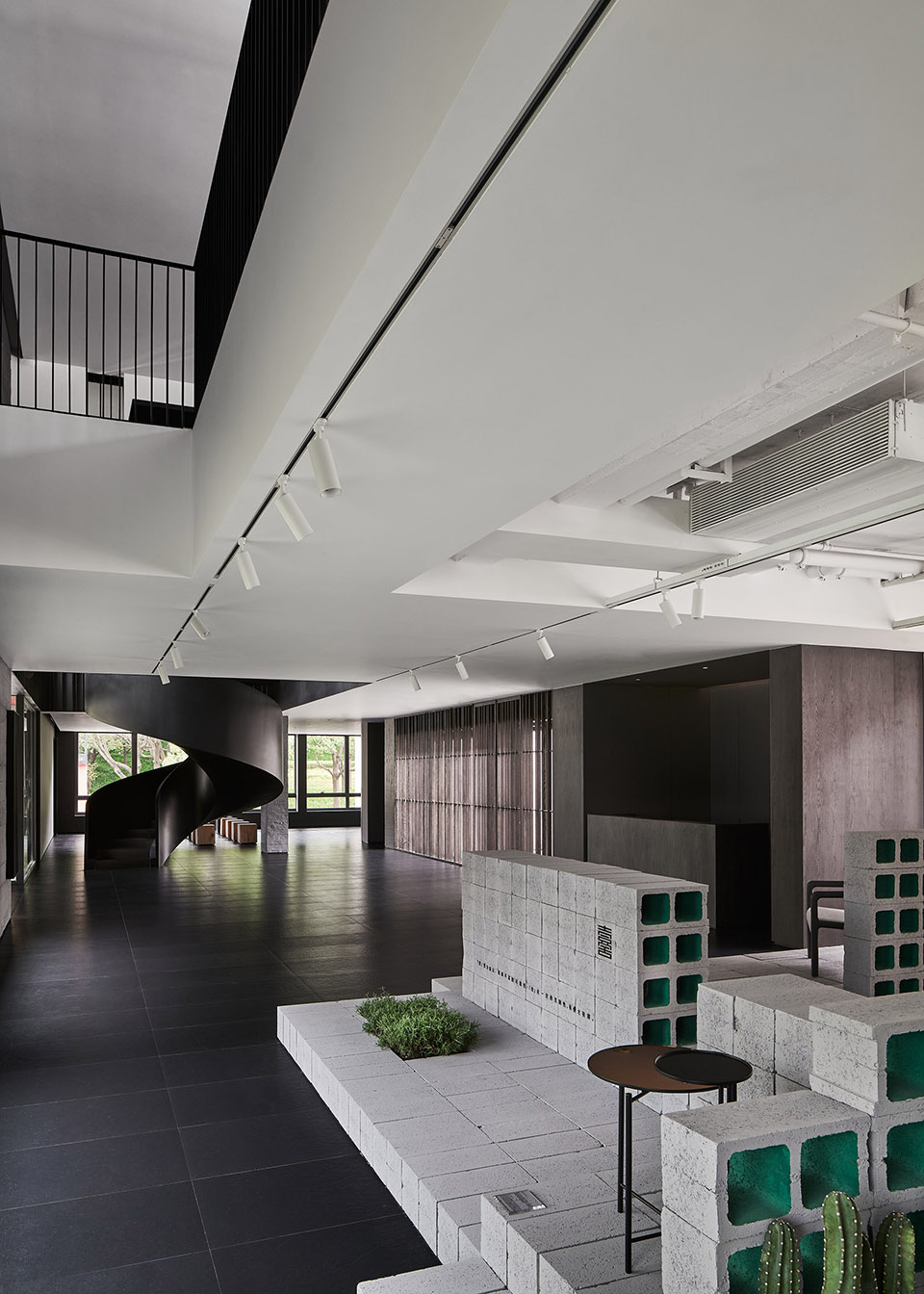 The New Office of One House Design in Shanghai, China - 谷德设计网