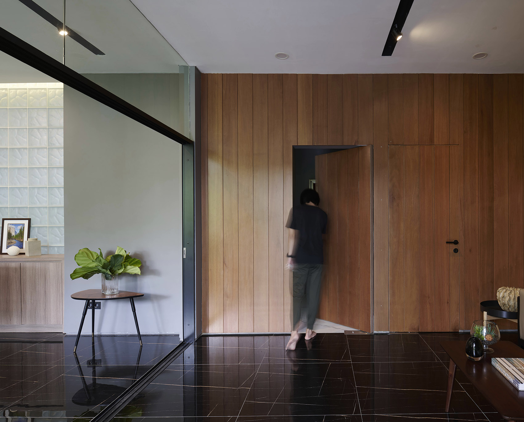 Refraction House, Jakarta by RAD+ar - 谷德设计网