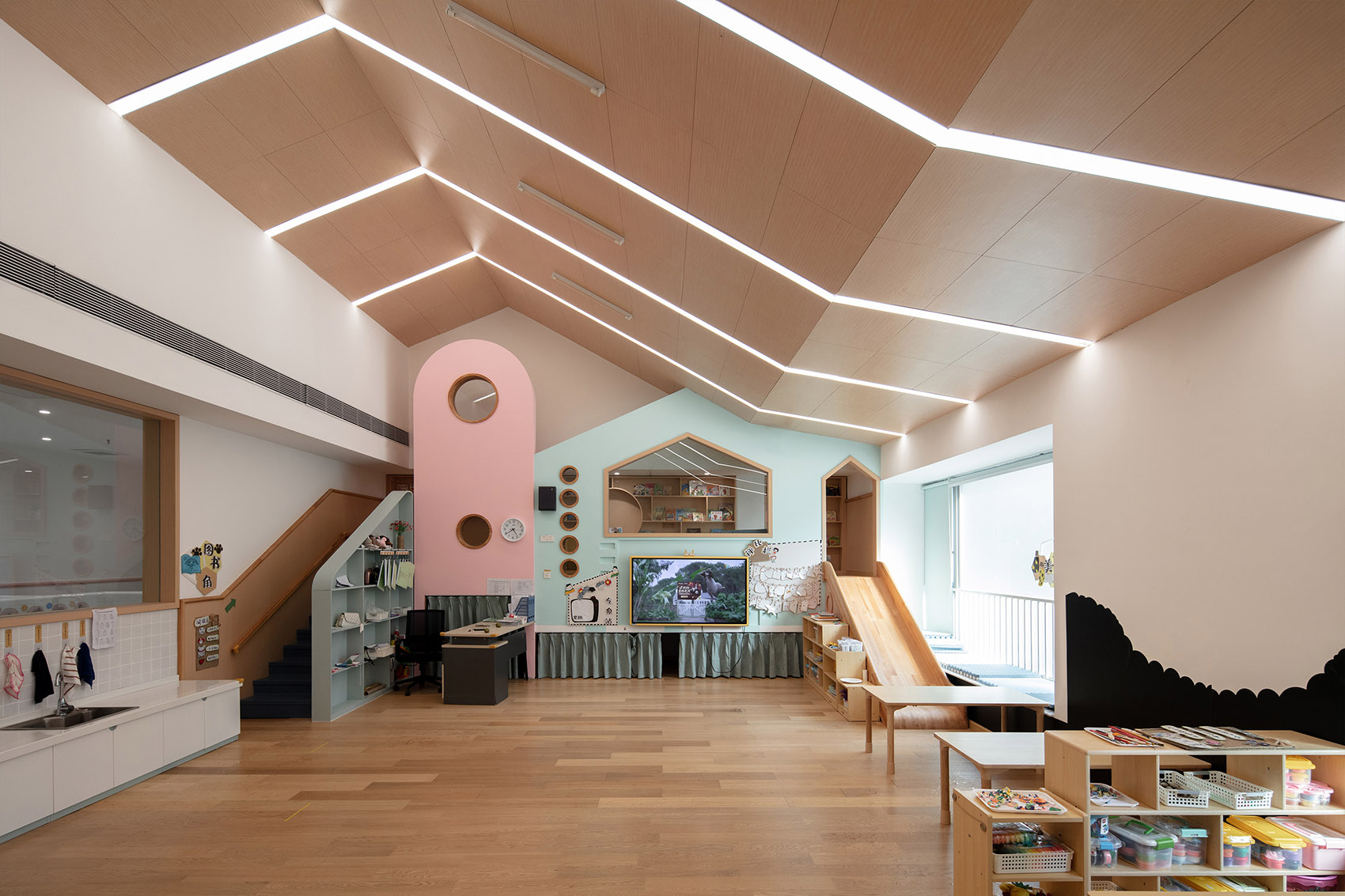 Luping North Kindergarten, Liangjiang New District, Chongqing, China by ...