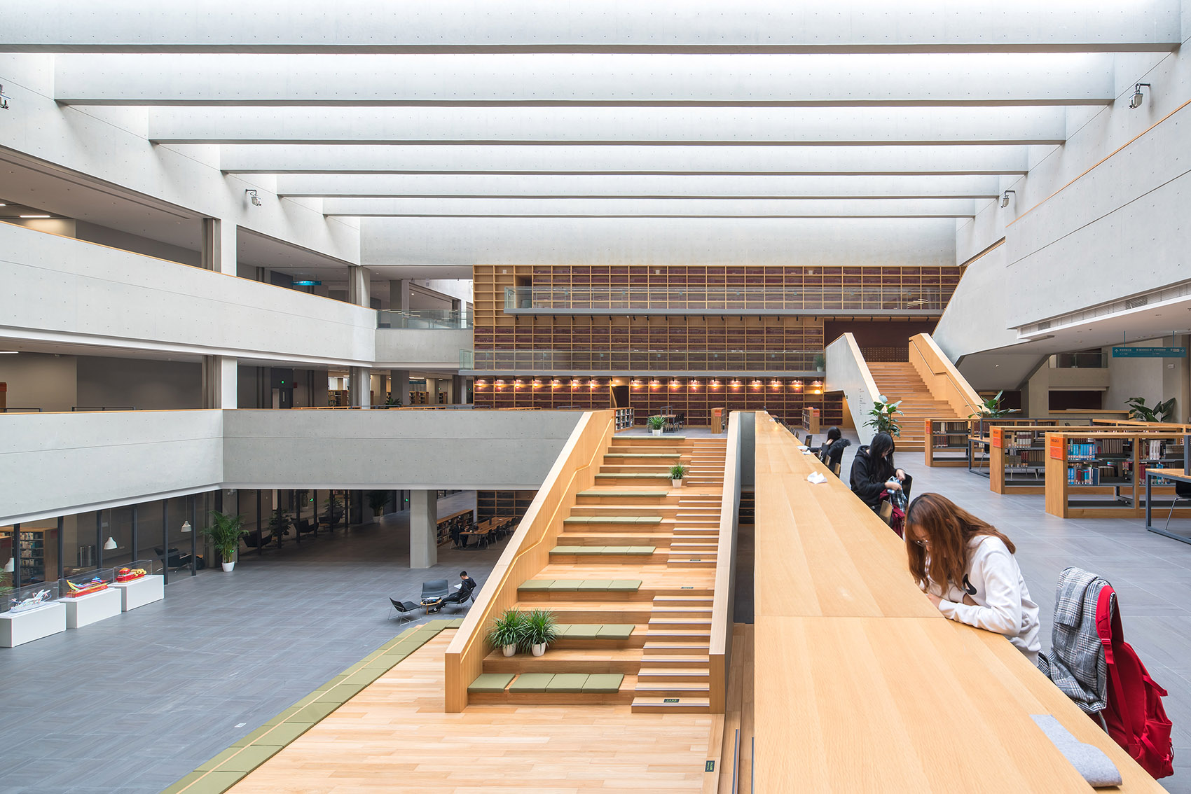 Interior Design of Yifu Library in Beijing University of Technology by ...