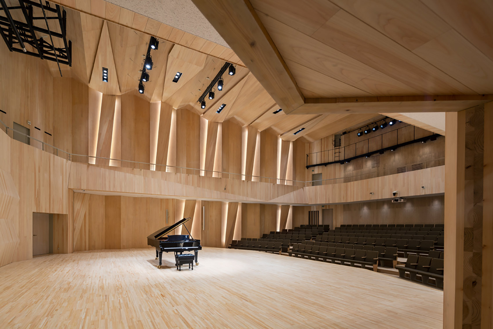 Toho Gakuen Munetsugu Hall, Japan by Kengo Kuma and Associates - 谷德设计网