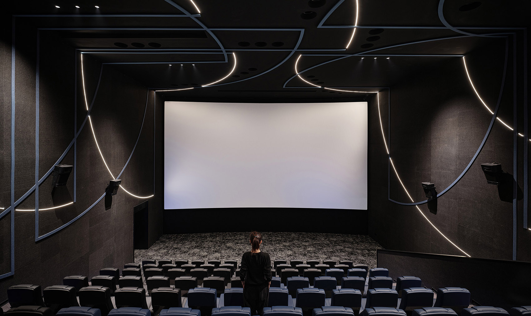 Shenzhen Cine Sky Cinema Phrase 3 CS, China by One Plus Partnership - 谷德设计网