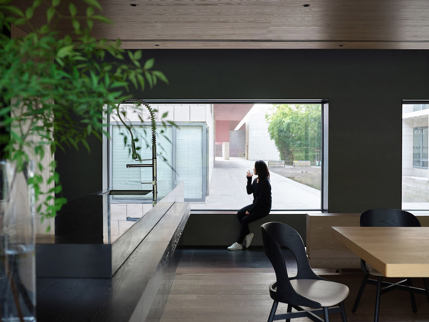 The New Office of One House Design in Shanghai, China - 谷德设计网