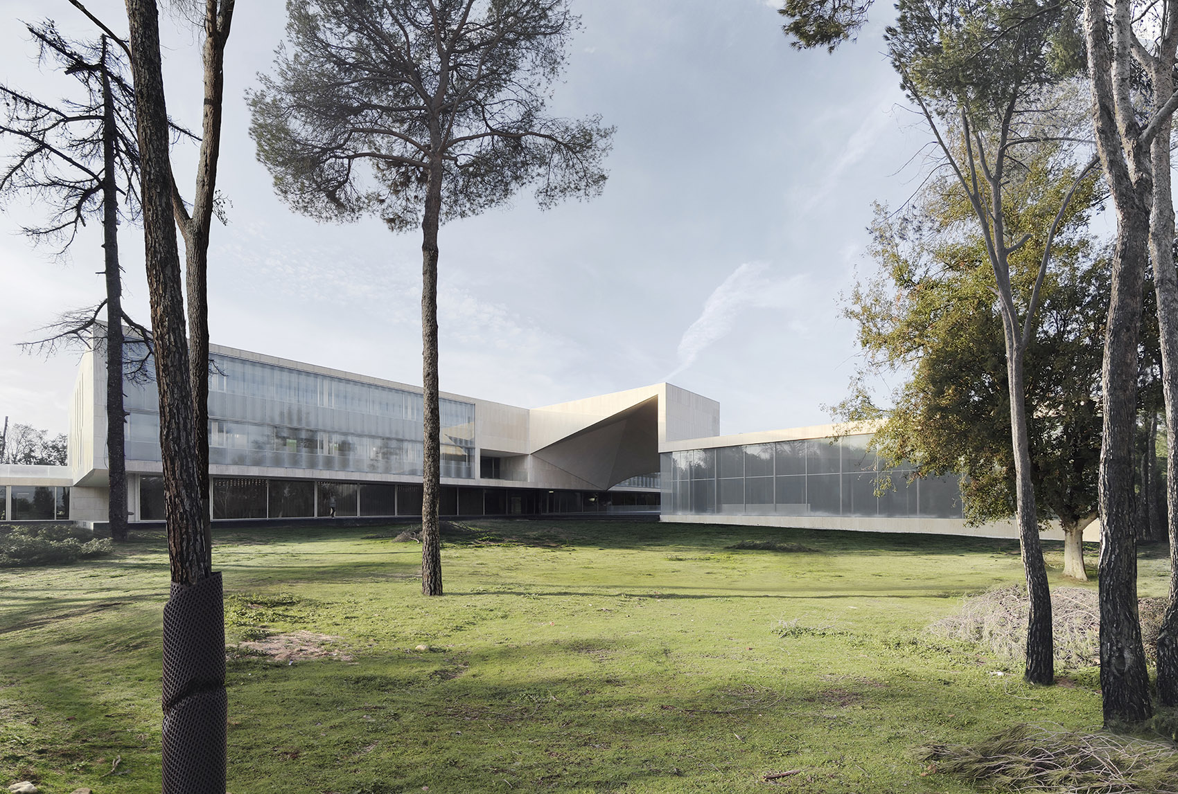 IESE Business School by S-M.A.O. - 谷德设计网