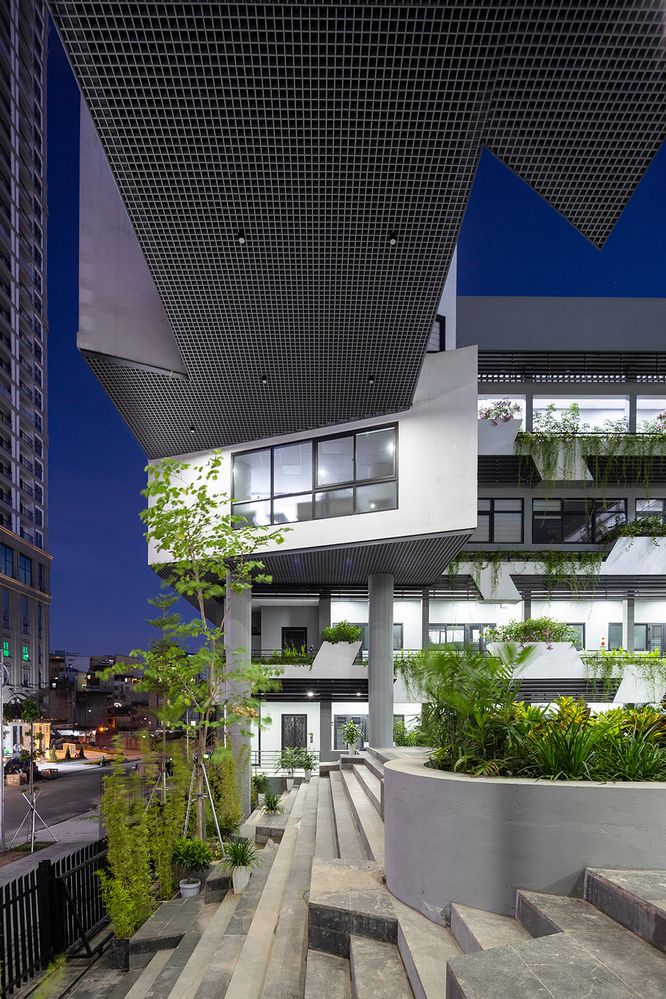 Vietnam Institute For Advanced Study In Mathematics(VIASM) by 1+1>2 ...