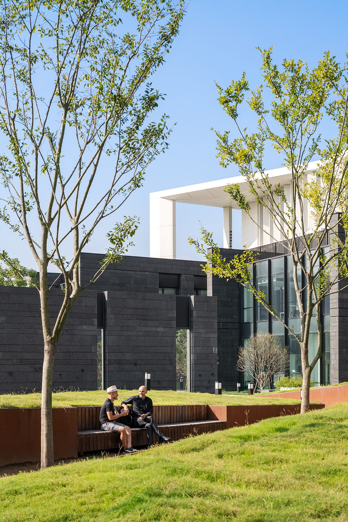 Michael Graves College at Wenzhou-Kean University (Ge Hekai Hall ...