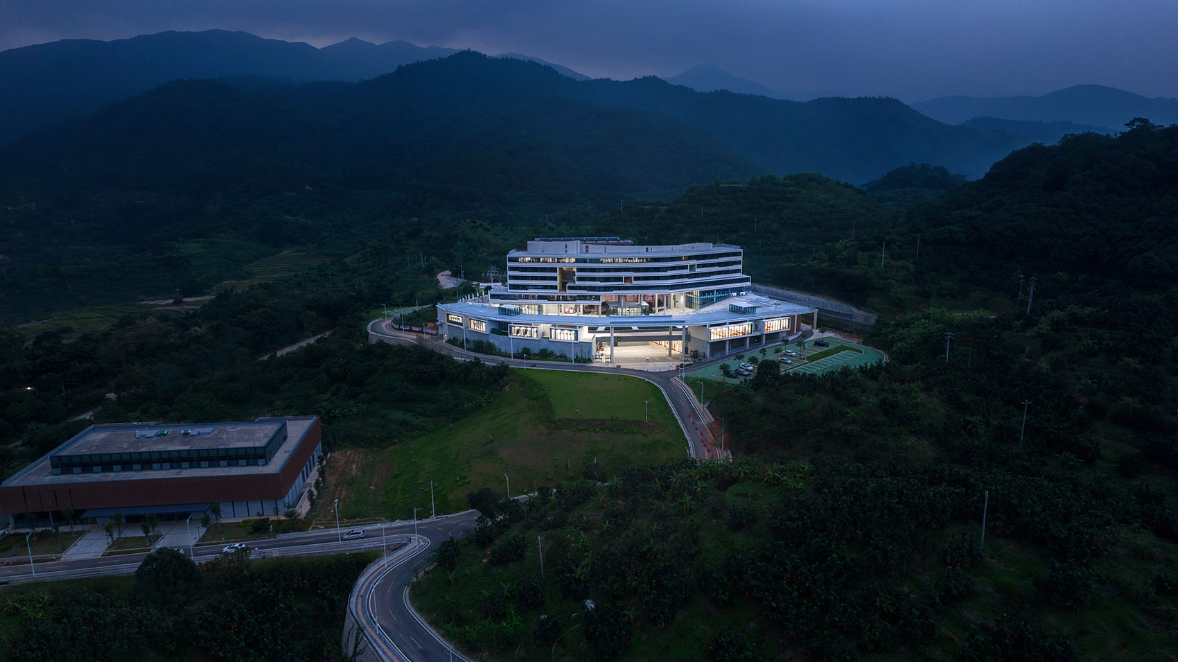 Xiamen Youth Practice Base in Siming District, China by CCTN DESIGN - 谷德设计网