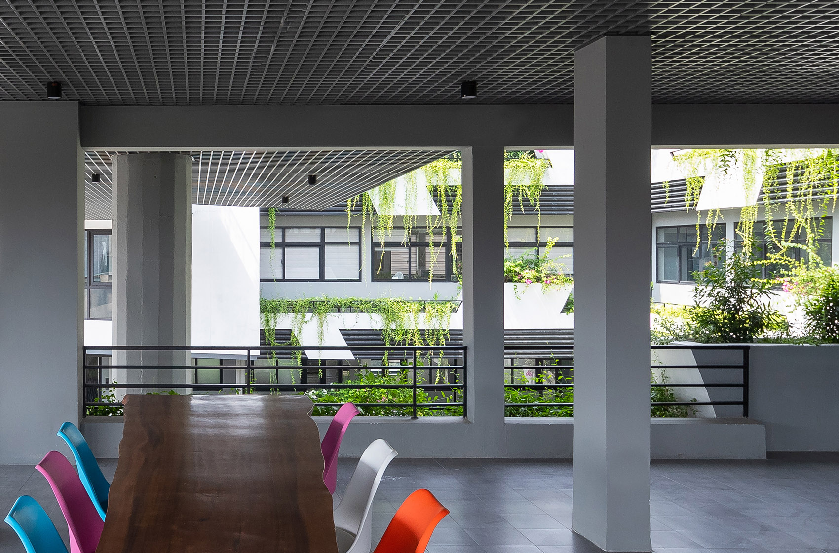 Vietnam Institute For Advanced Study In Mathematics(VIASM) by 1+1>2 ...