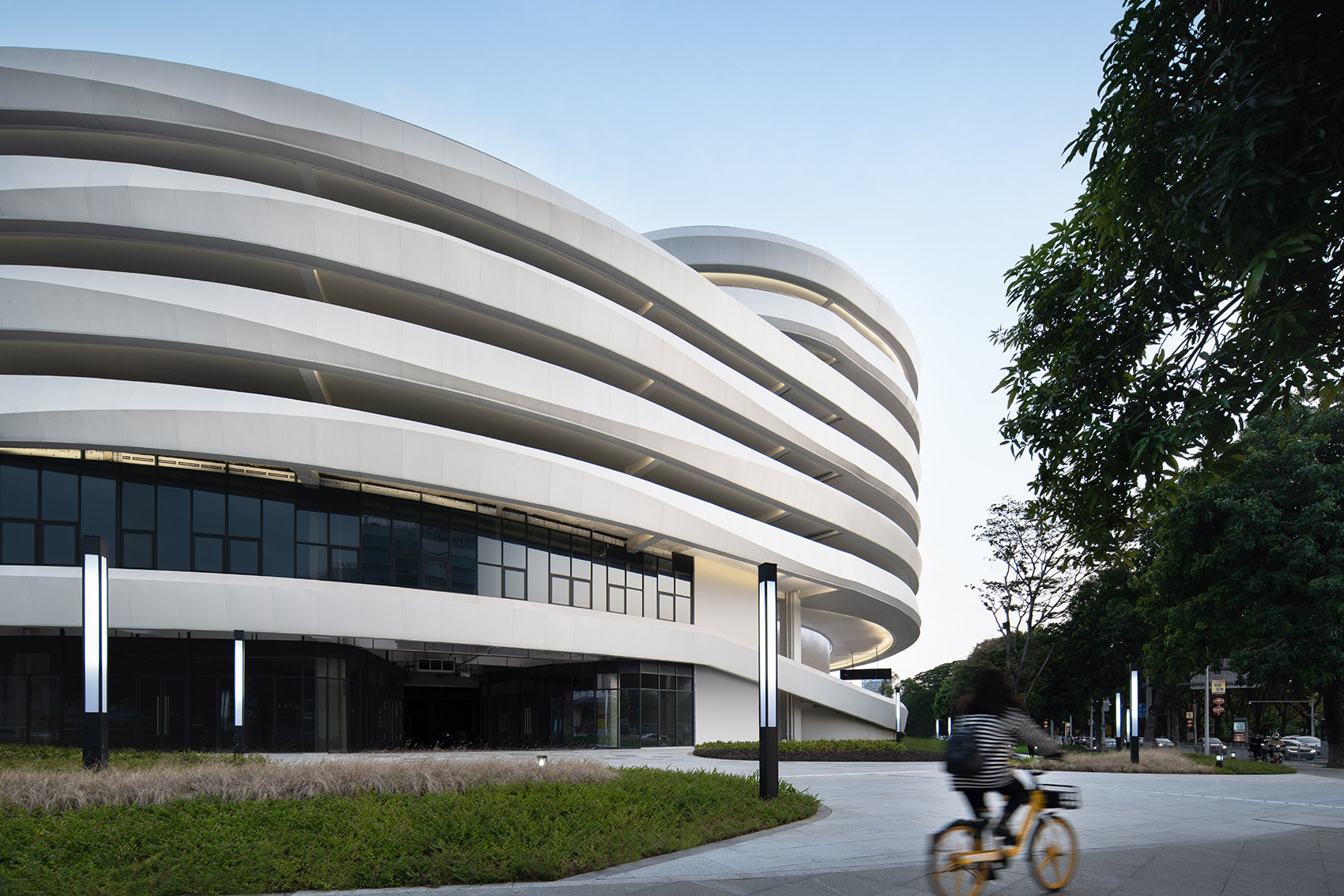 Dongguan CBD Parking Building, China by GWP Architects - 谷德设计网