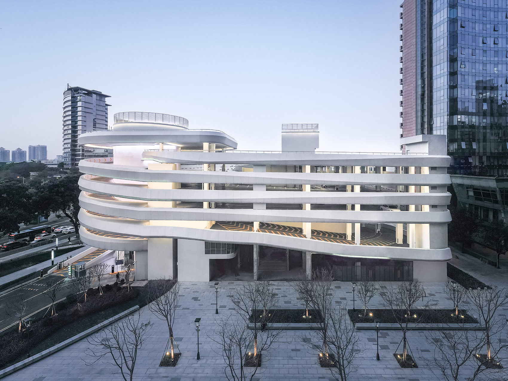 Dongguan CBD Parking Building, China by GWP Architects - 谷德设计网