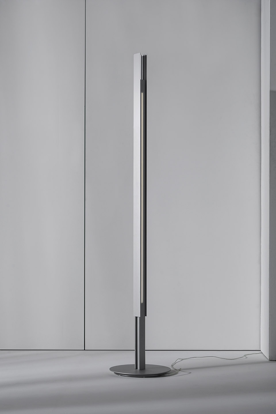 Gap Light by Mario Tsai - 谷德设计网