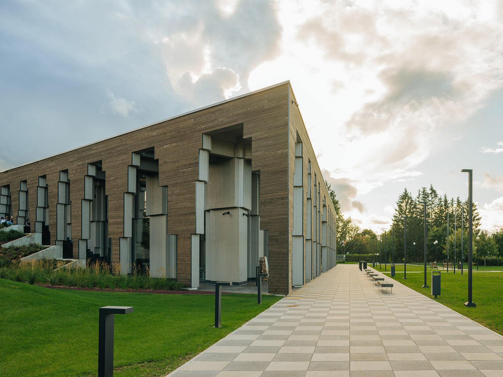 The Rural Municipal Building in Saue by molumba - 谷德设计网