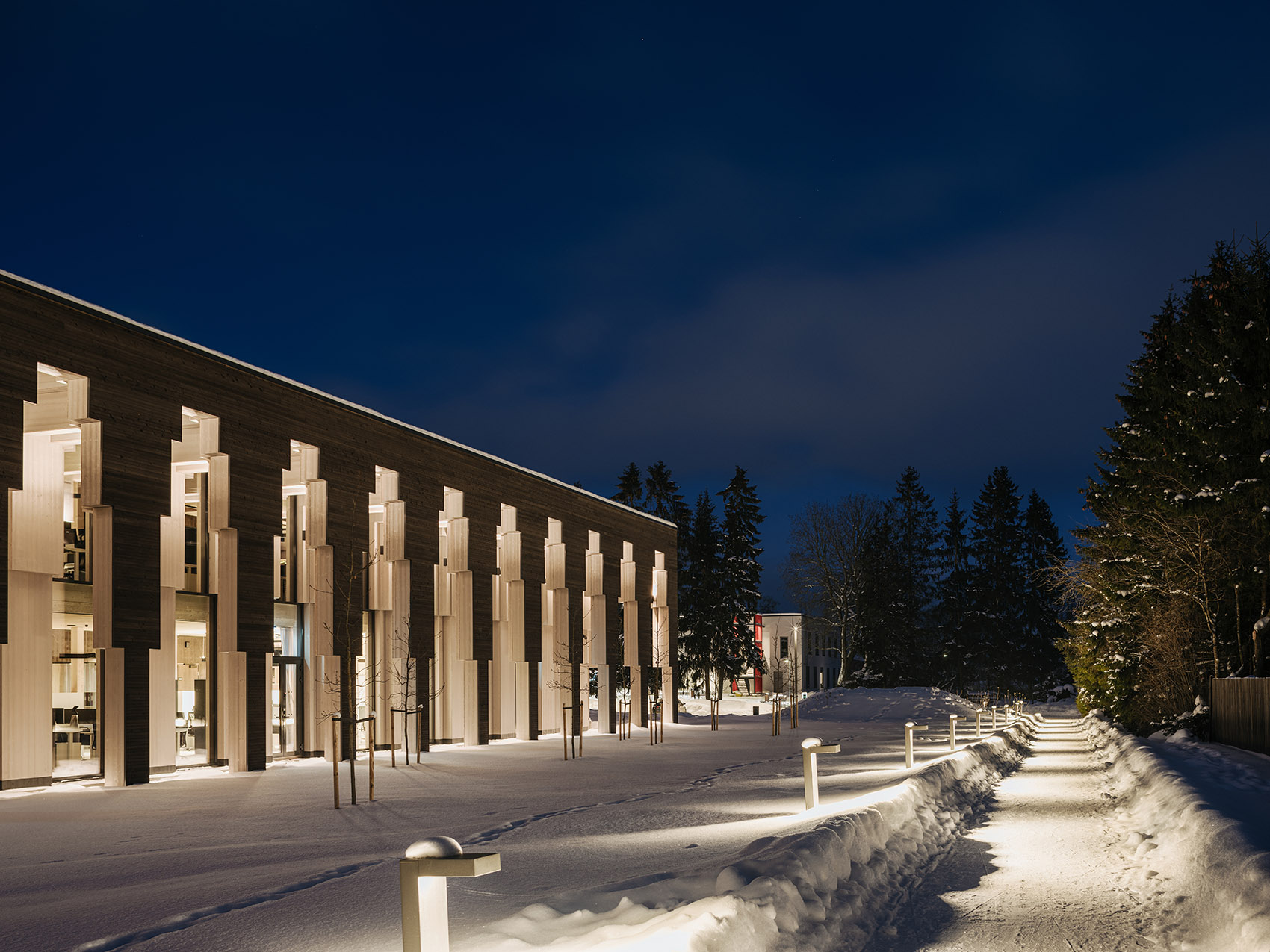 The Rural Municipal Building in Saue by molumba - 谷德设计网