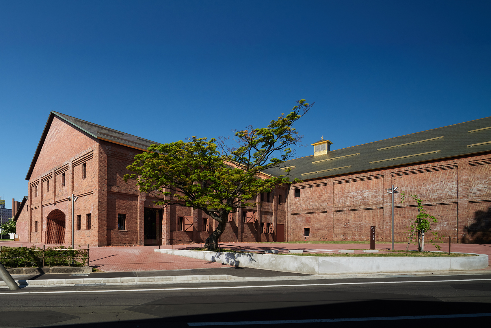 Hirosaki Museum of Contemporary Art by Atelier Tsuyoshi Tane Architects ...