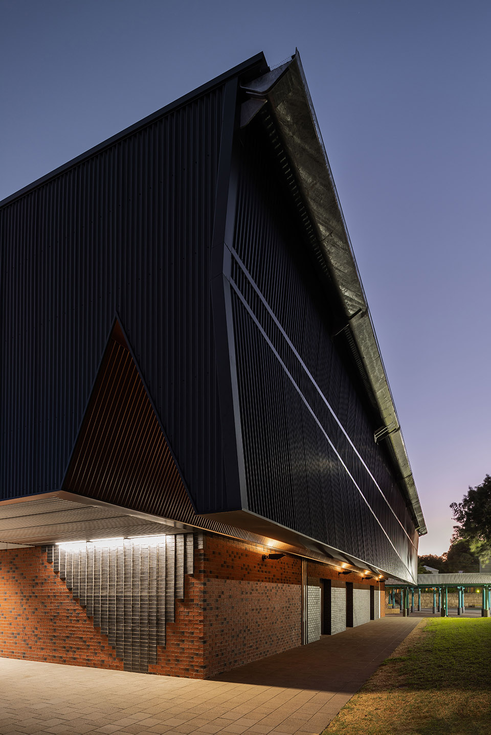 Belridge Secondary College Performing Arts Centre by iredale pedersen ...