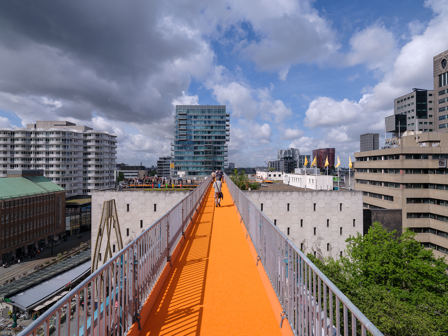 Rotterdam Rooftop Walk by MVRDV - 谷德设计网