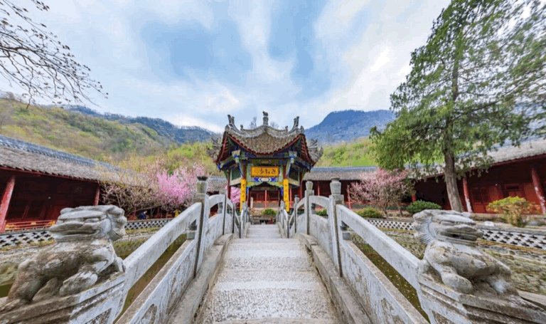 AD: The first Rural Living Environment (LiuBa) Public Space Creative ...