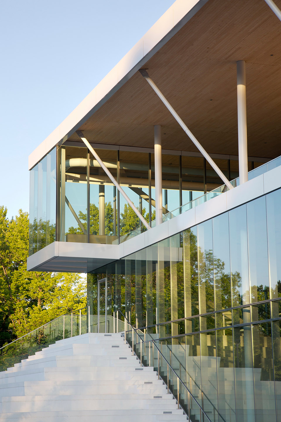 Repentigny Theater by Les architectes FABG - 谷德设计网