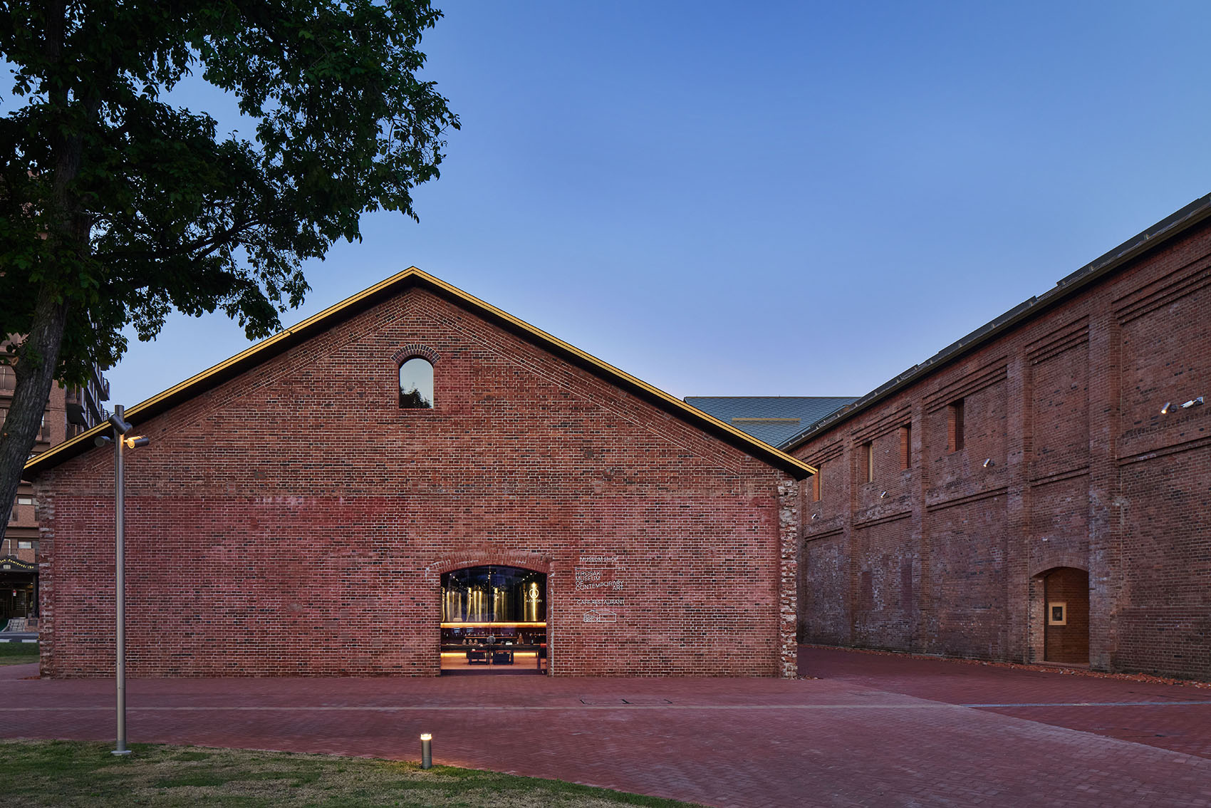 Hirosaki Museum of Contemporary Art by Atelier Tsuyoshi Tane Architects ...