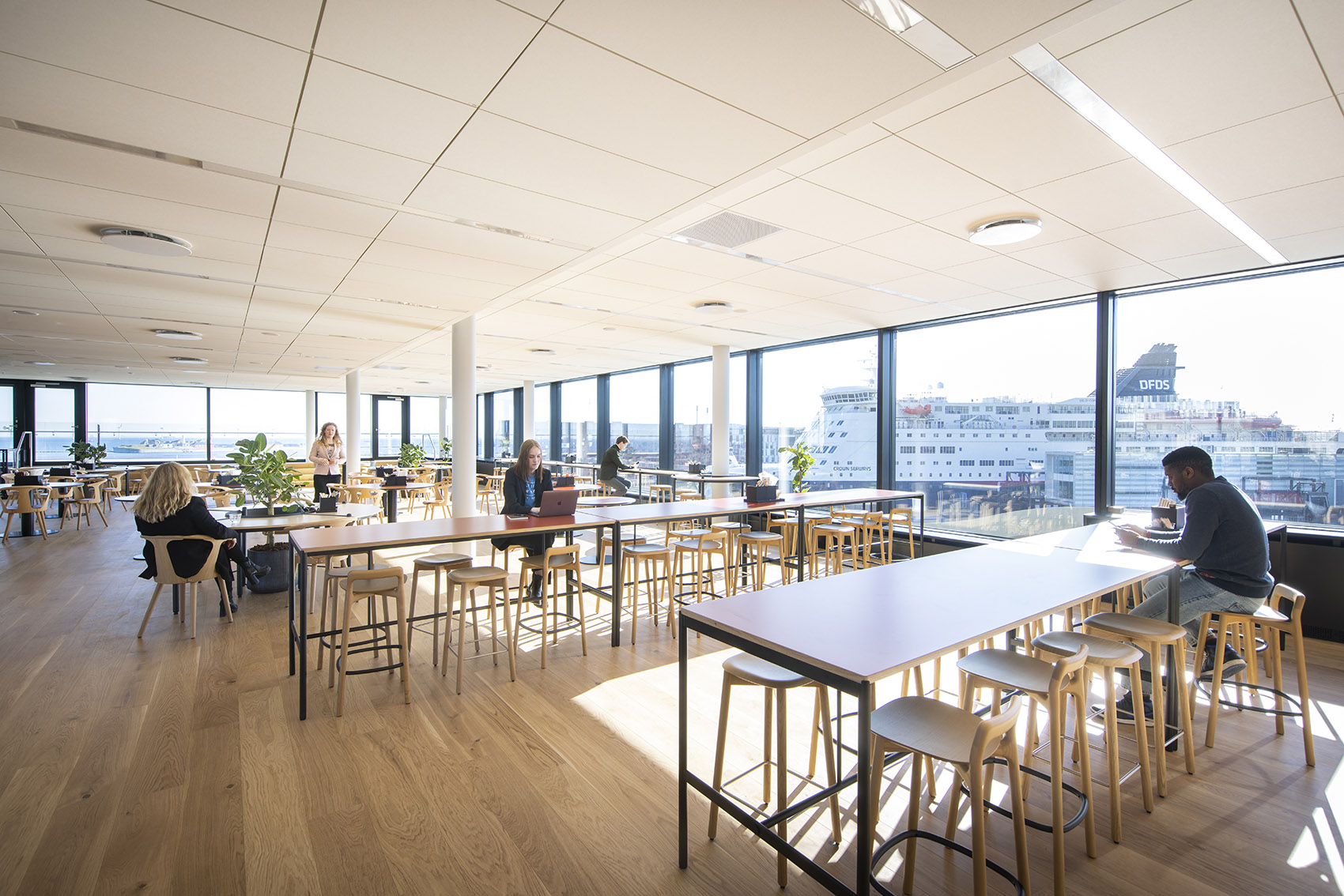 DFDS Global Headquarters by PLH Arkitekter - 谷德设计网