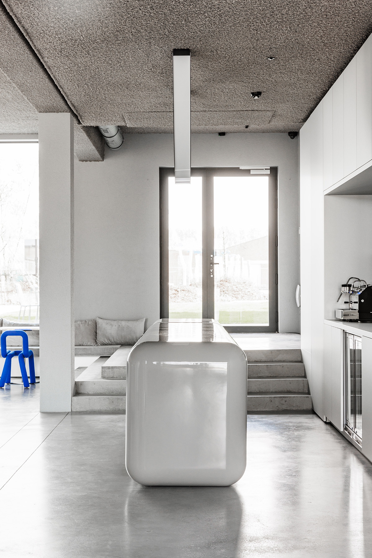 Oever Gallery by 5AM - 谷德设计网