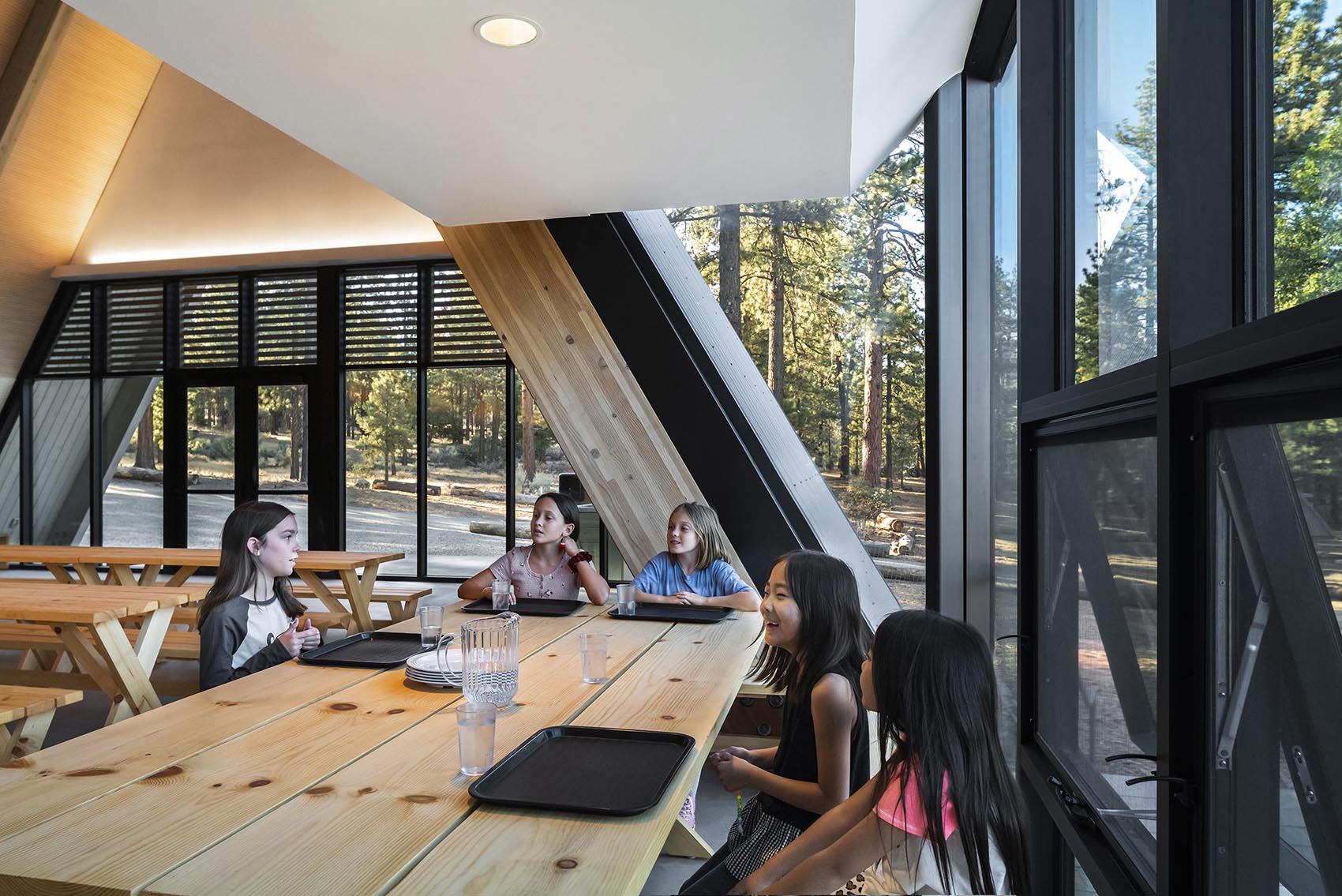 Girl Scout Camp Lakota by Perkins&Will - 谷德设计网