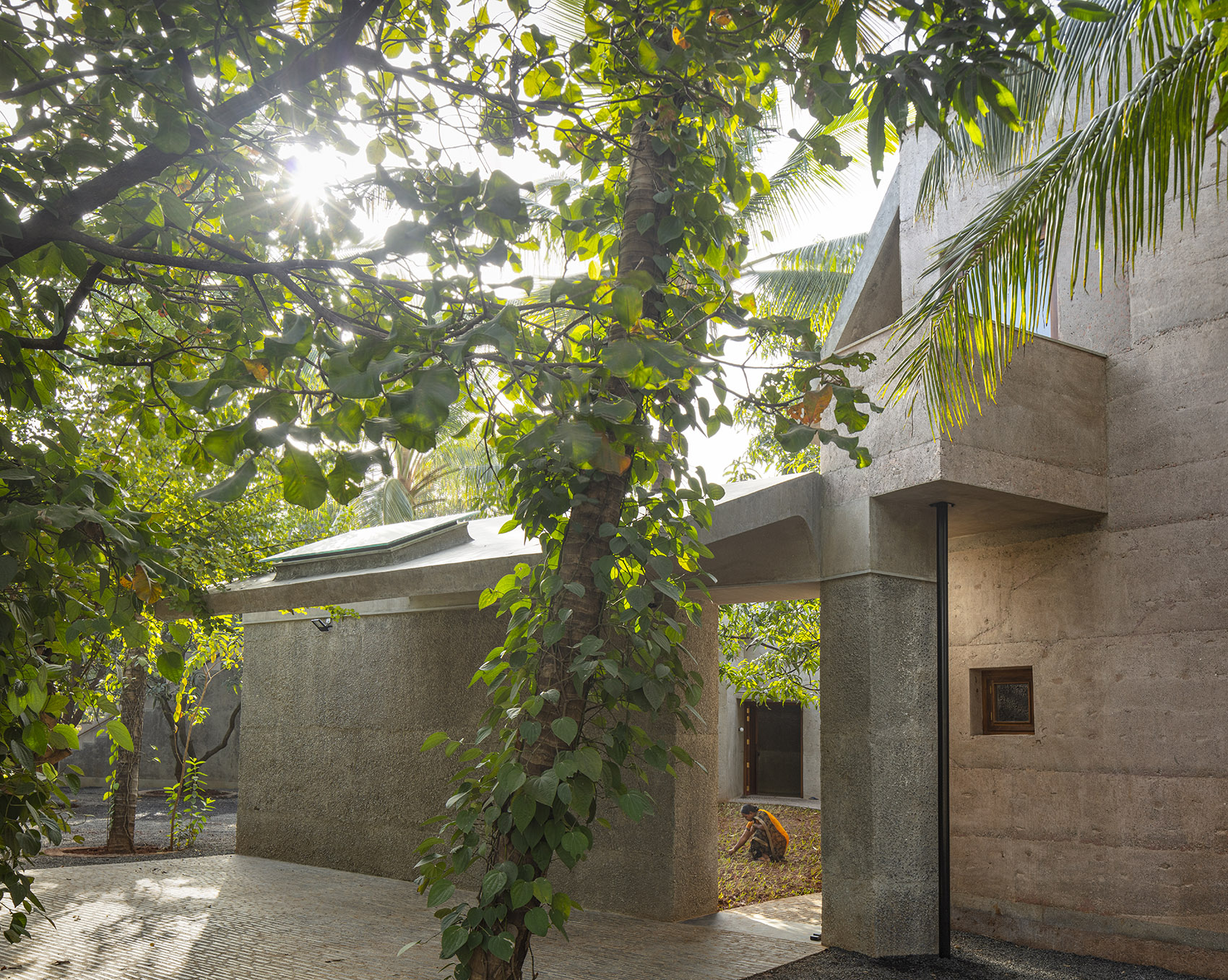 House of Concrete Experiments by Samira Rathod Design Atelier - 谷德设计网