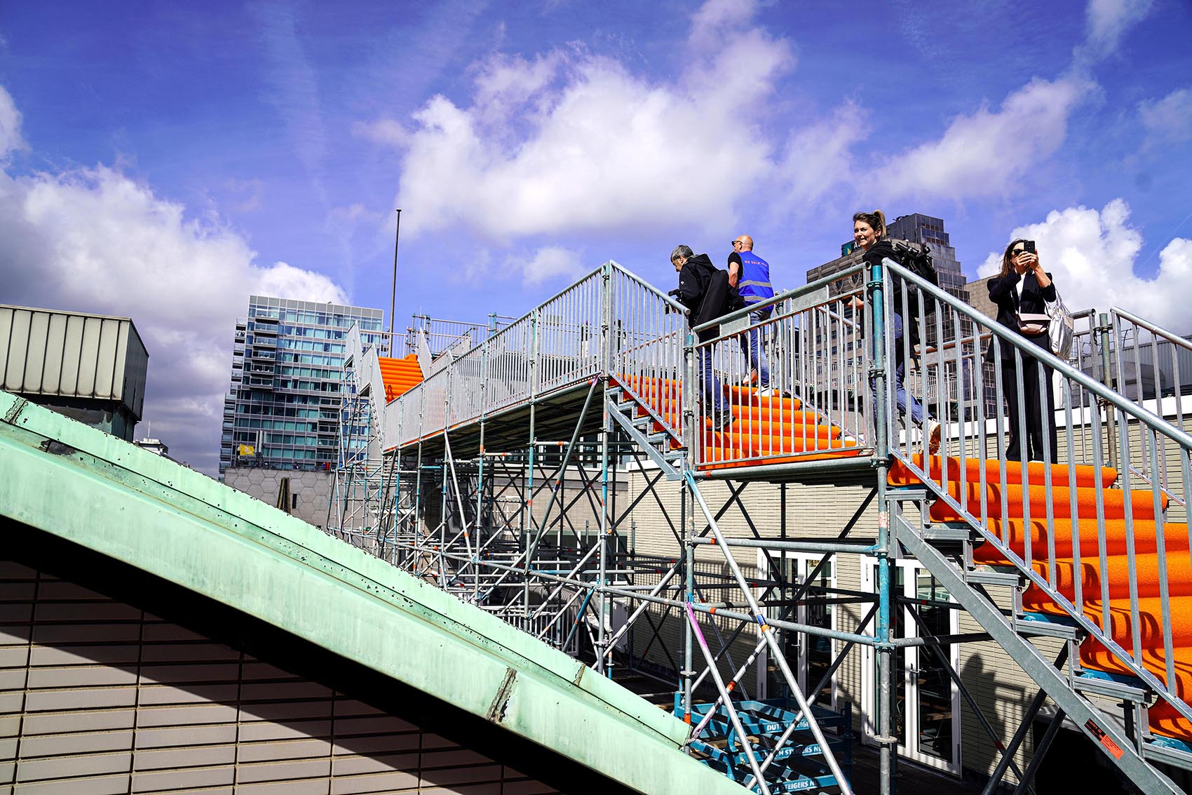 Rotterdam Rooftop Walk by MVRDV - 谷德设计网