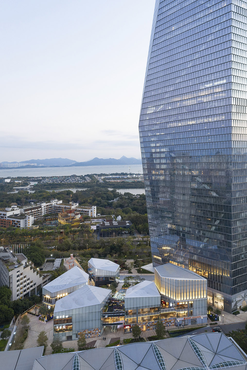 OCT Center, Shenzhen, China by KPF - 谷德设计网