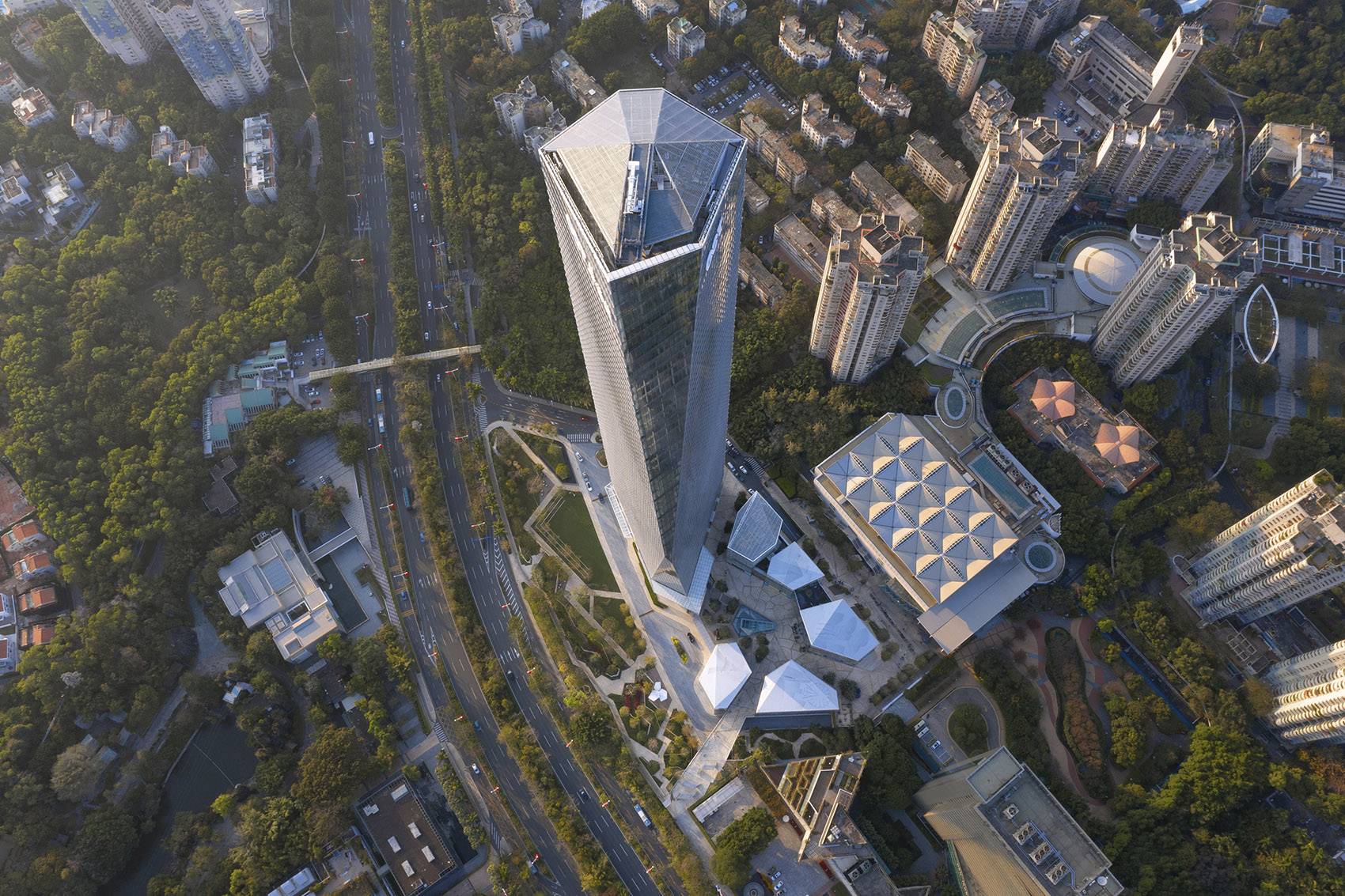 OCT Center, Shenzhen, China by KPF - 谷德设计网