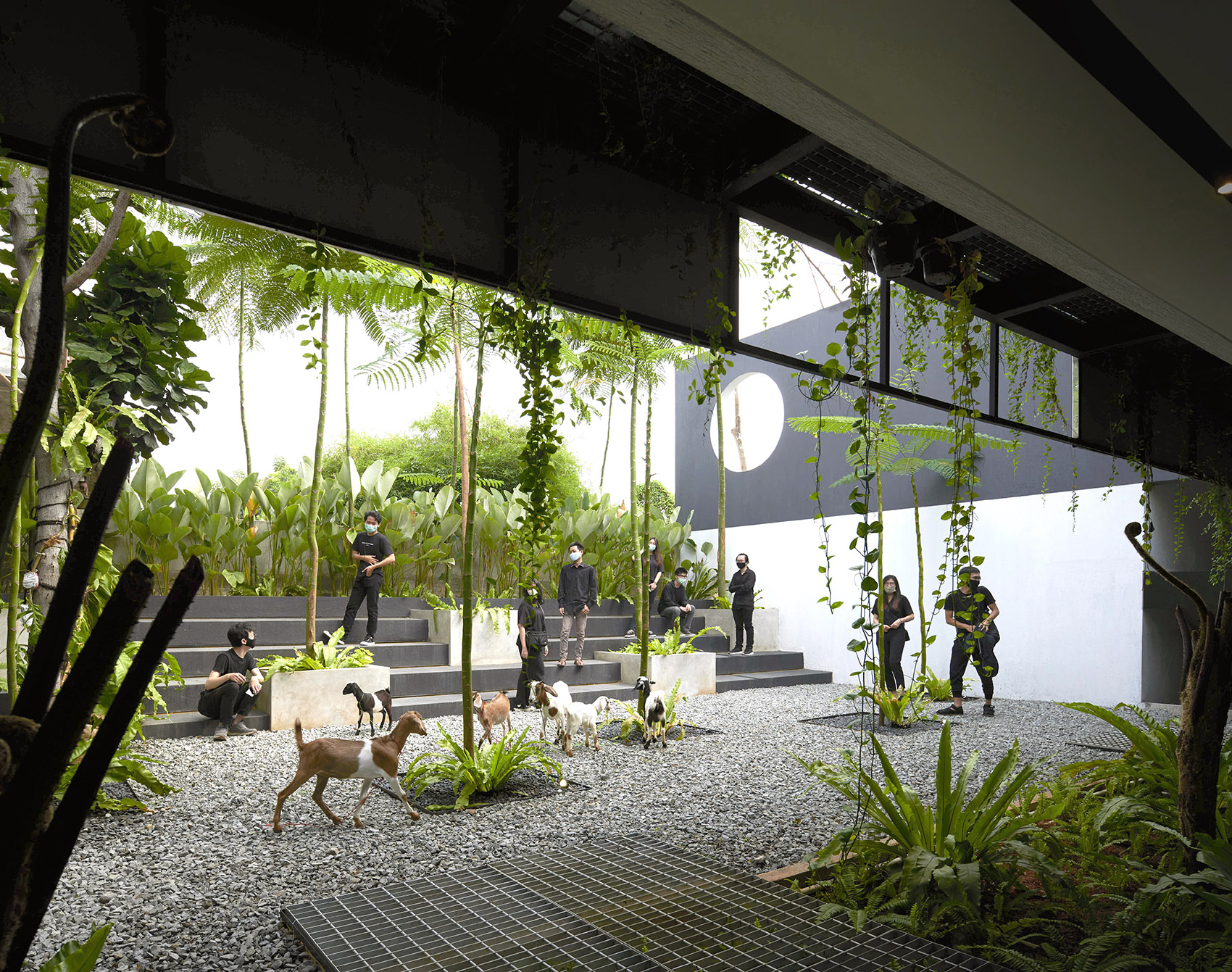 Under 35 – Antonius Richard - 谷德设计网