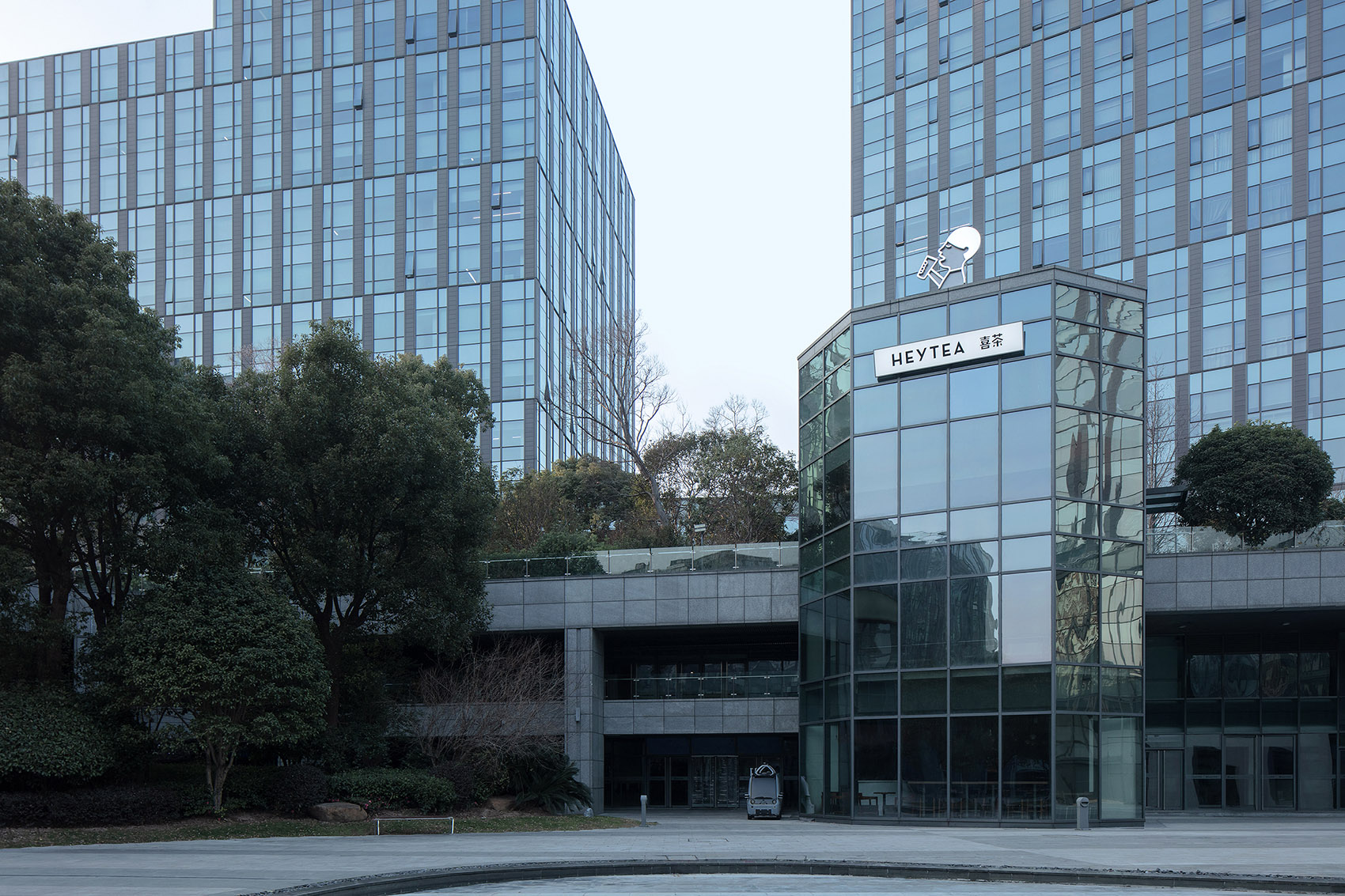 Heytea In the Theatre, Shanghai by Supercloud Studio - 谷德设计网