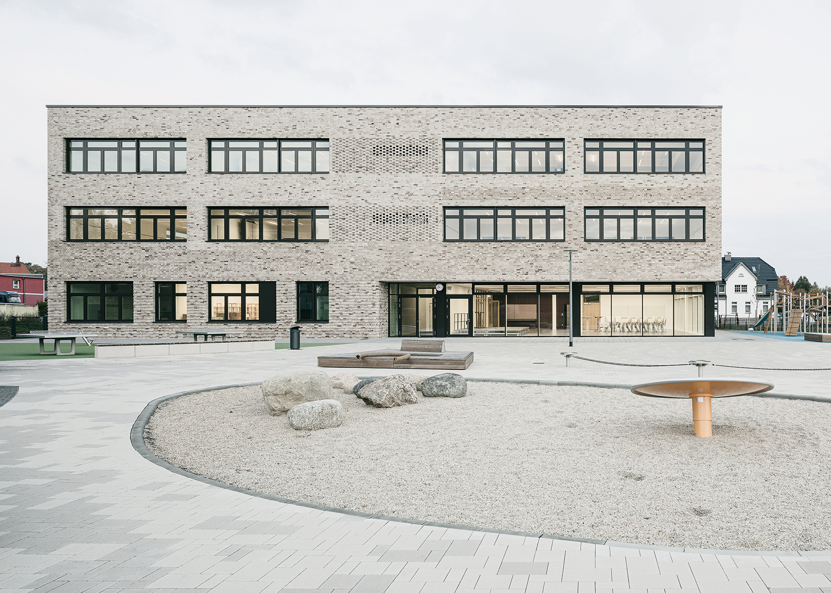 Inclusive School Centre by Sehw Architektur - 谷德设计网