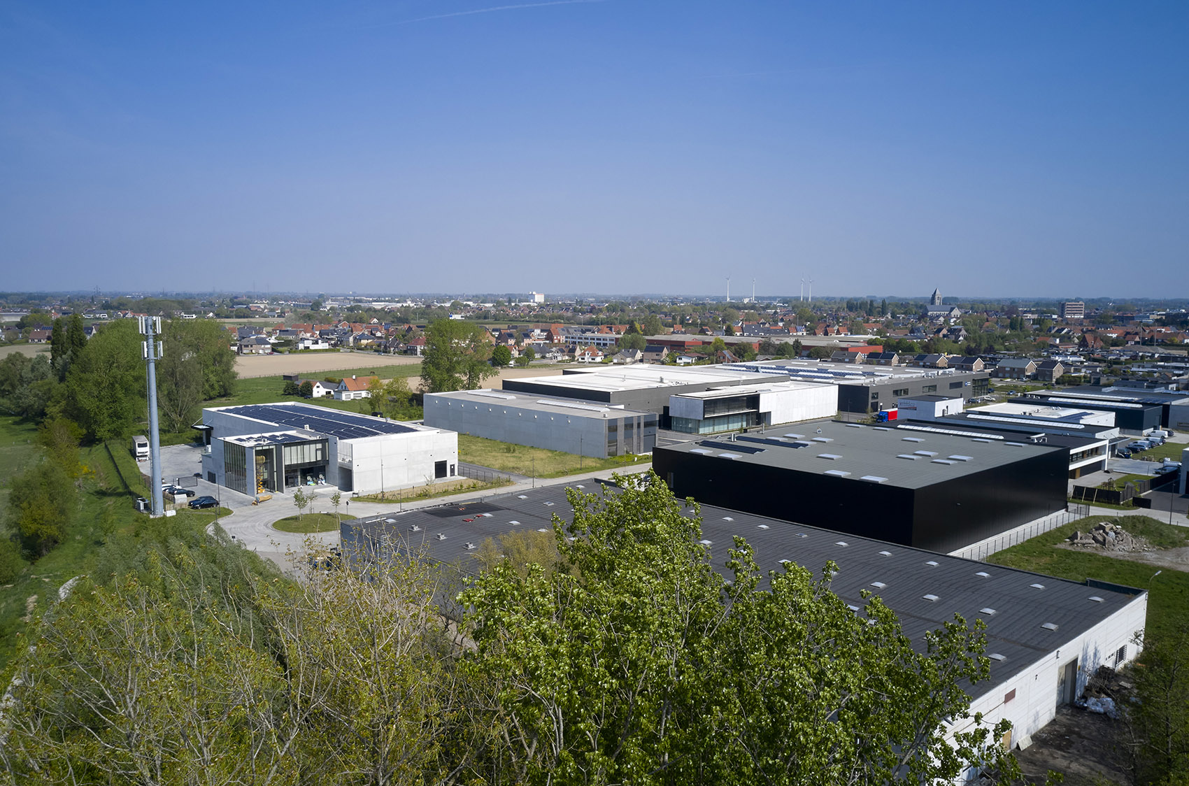 A factory face lift by Enter Projects Asia - 谷德设计网