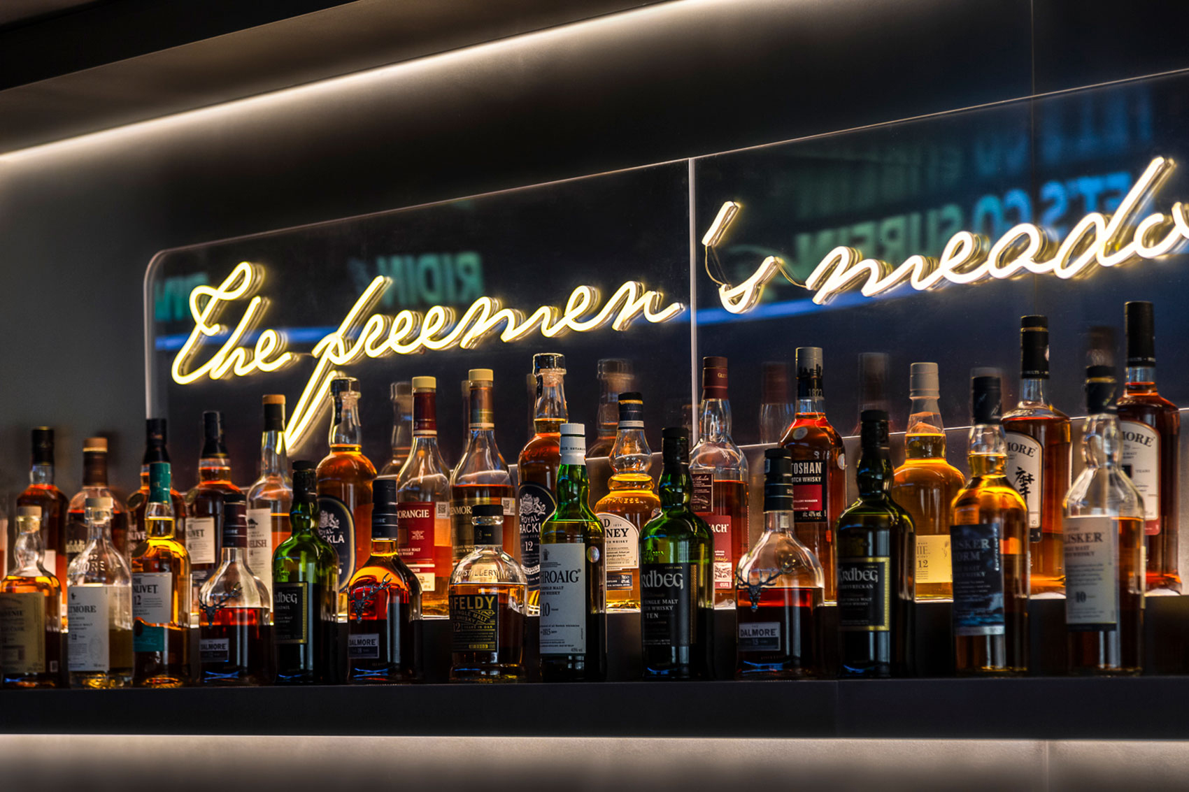 GUTS Bar, China by ZUOMODESIGN - 谷德设计网