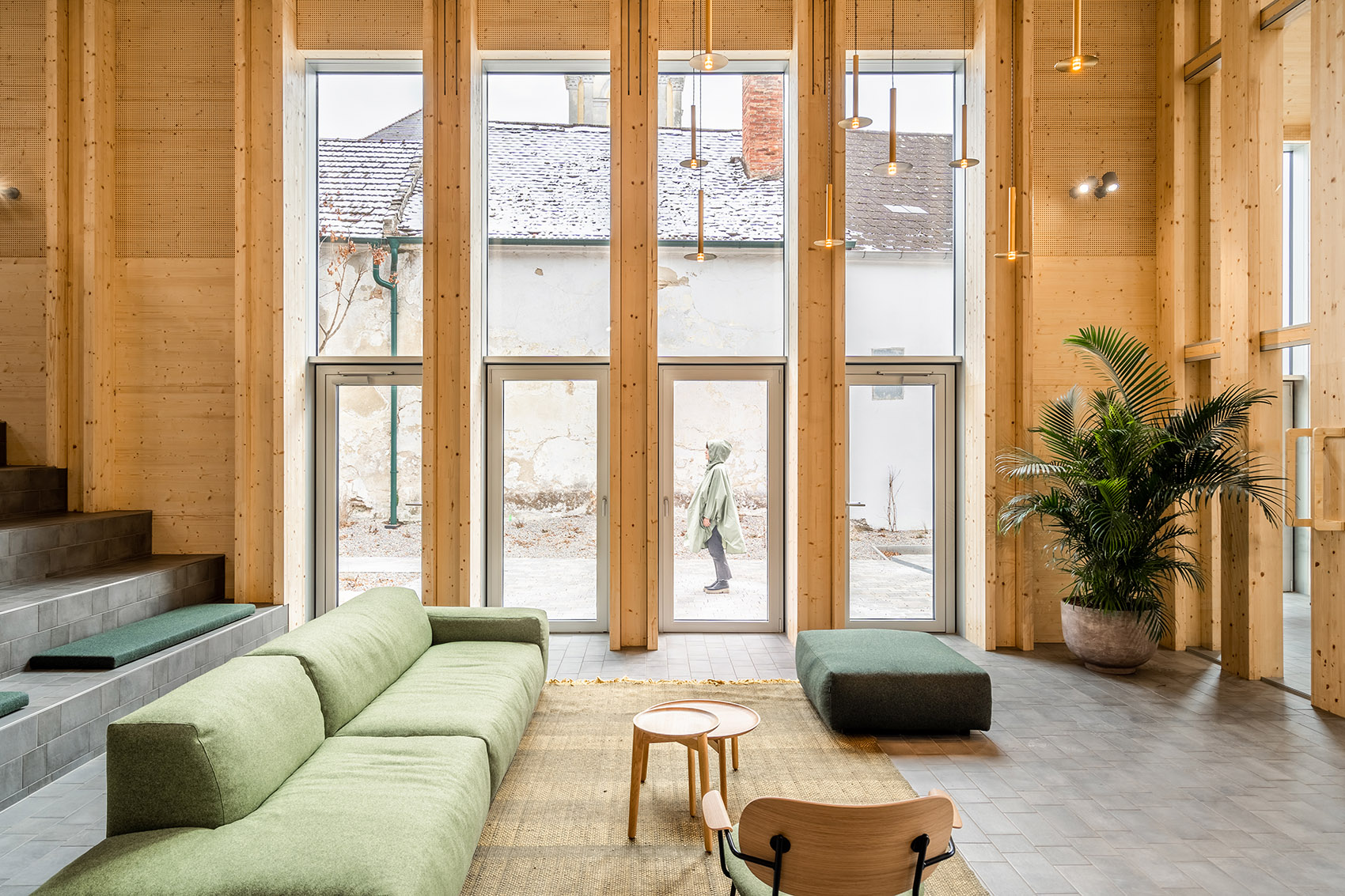 Community Center Großweikersdorf by smartvoll architects - 谷德设计网